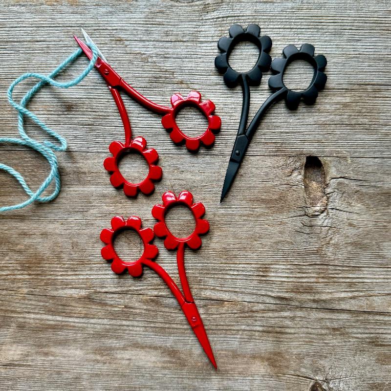 Daisy Scissors — Loop Knitting