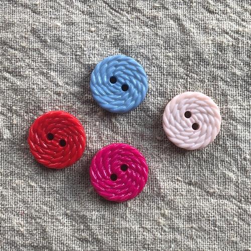 Braid Button — Loop Knitting