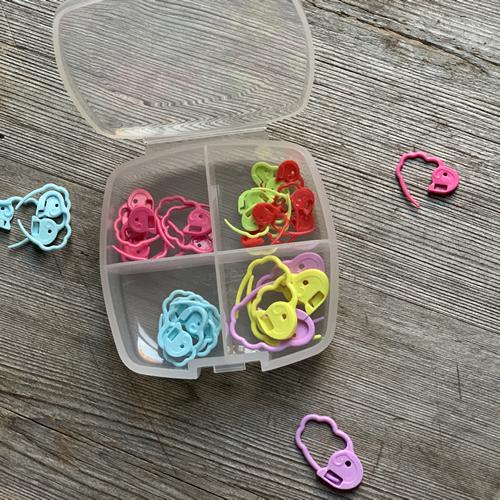 Clover Quick Locking Stitch Marker Set, Multi-Colour 3033 — Loop Knitting