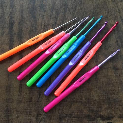 Crochet Hooks — Loop Knitting